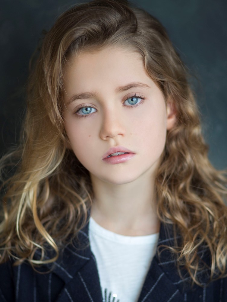 Perrine V | Network Model Agency