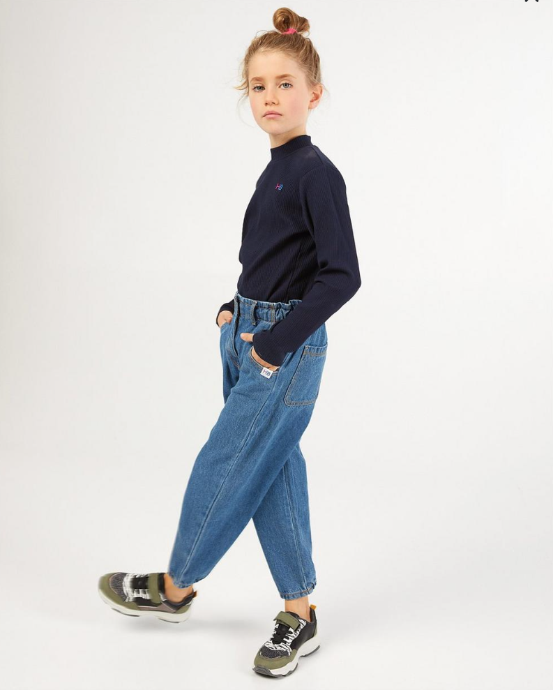 Perrine V | Network Model Agency