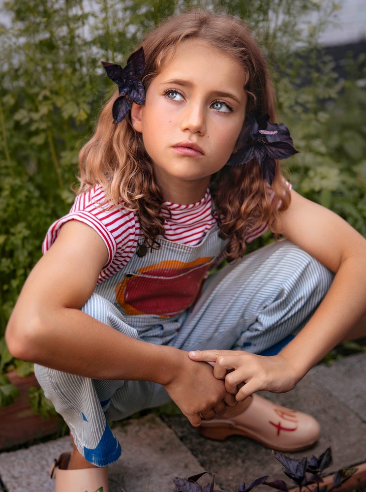 Perrine V | Network Model Agency