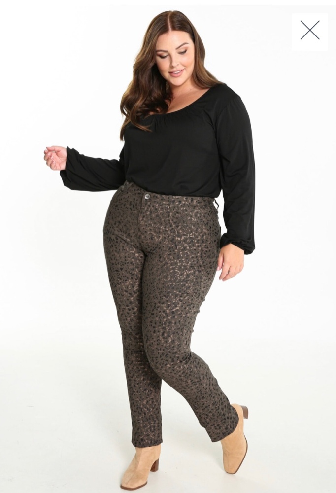 Sharon G | Network Model Agency