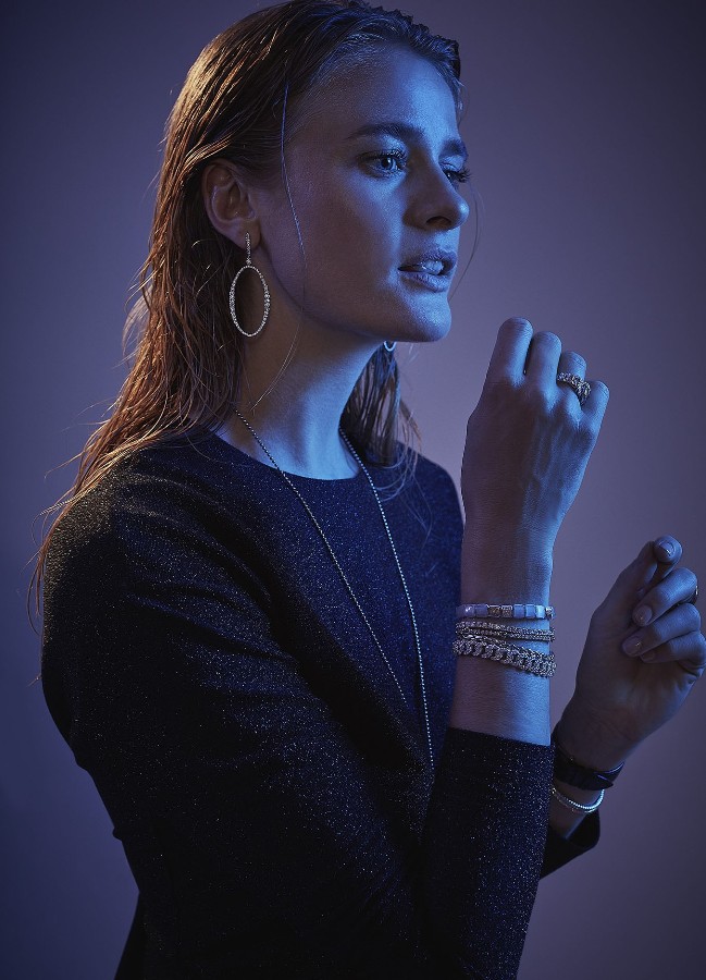 Angela S | Network Model Agency