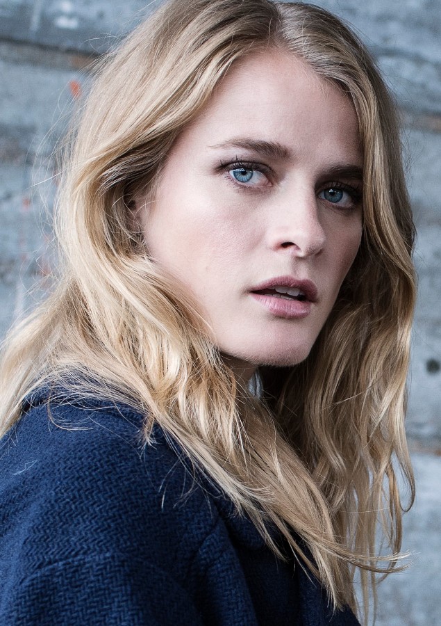 Angela S | Network Model Agency