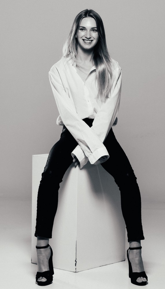 Elouise P | Network Model Agency