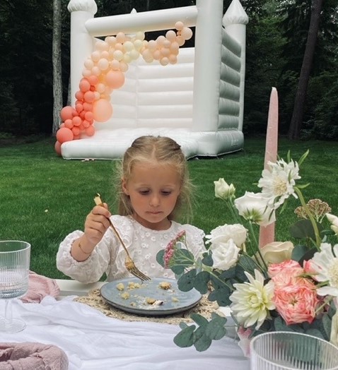 Céline W | Network Model Agency