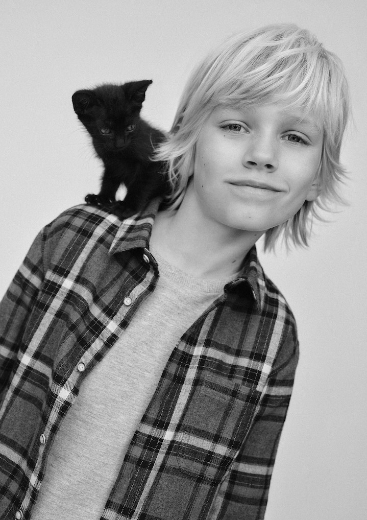 Liam Koning | Network Model Agency