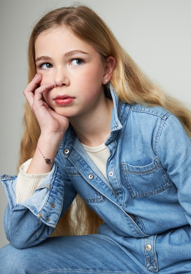 Lize T | Network Model Agency