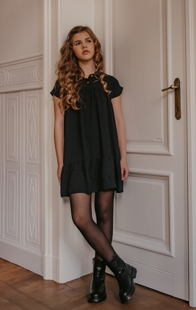 Ella D | Network Model Agency