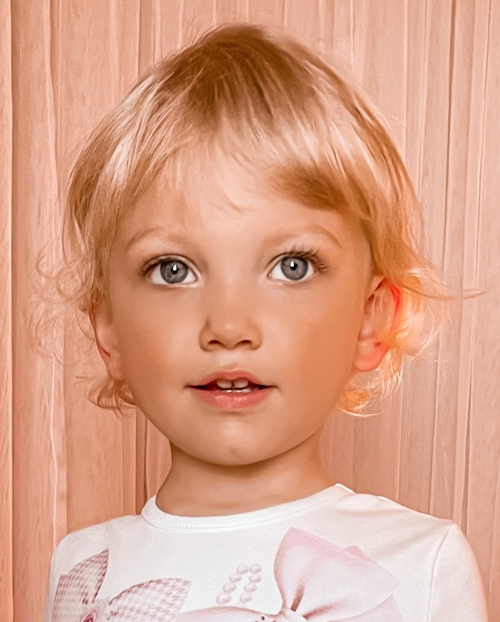 Aurélie G | Network Model Agency