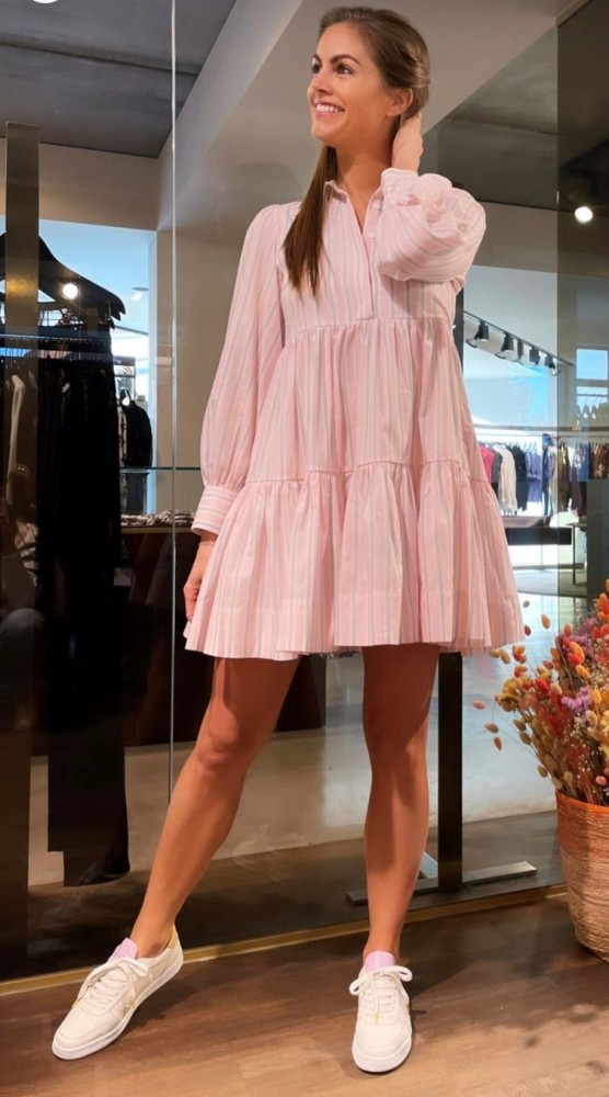 Deborah V | Network Model Agency