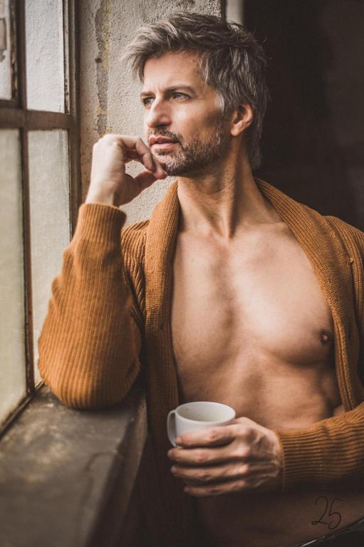 Frank C | Network Model Agency