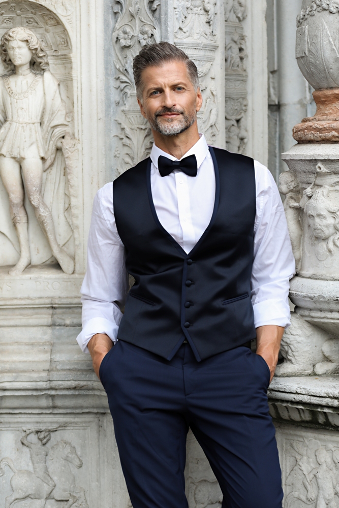 Frank C | Network Model Agency