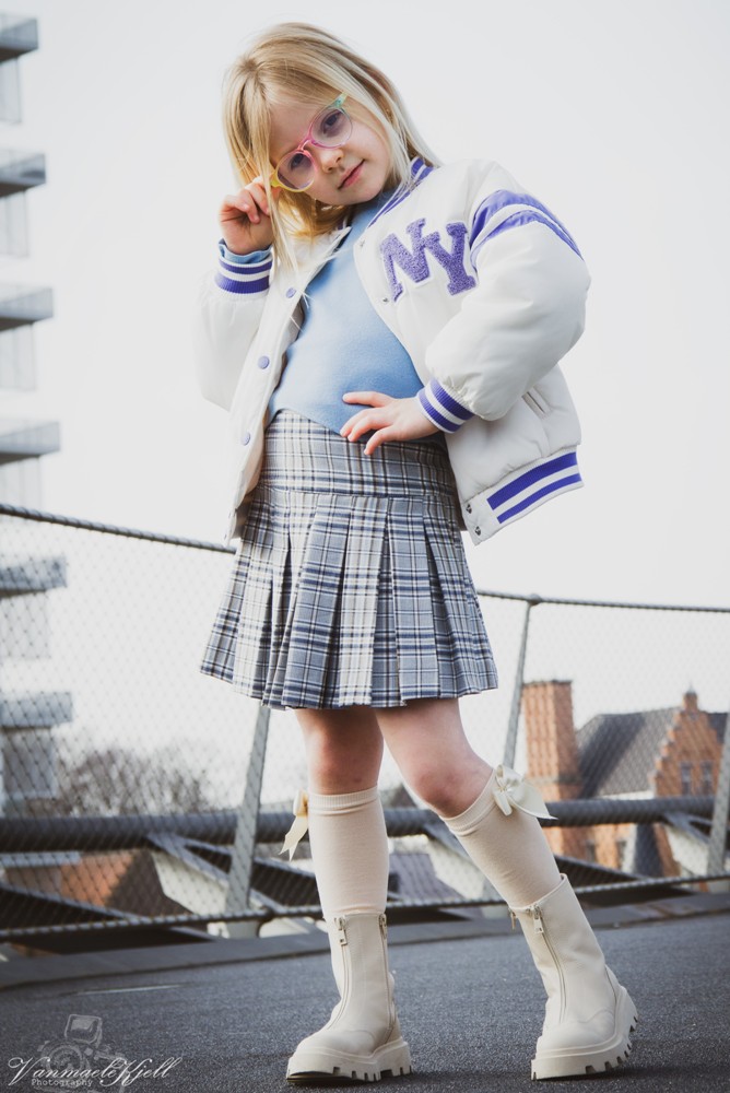 Marie D | Network Model Agency