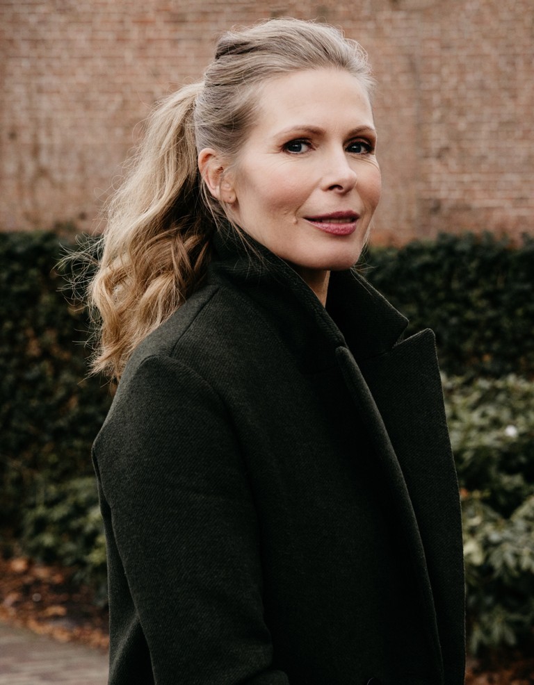 Isabel C | Network Model Agency