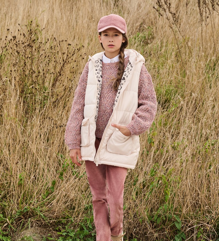 Mila vG | Network Model Agency