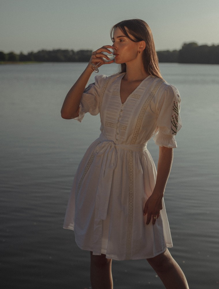 Julie H | Network Model Agency