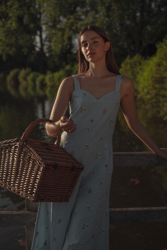 Julie H | Network Model Agency