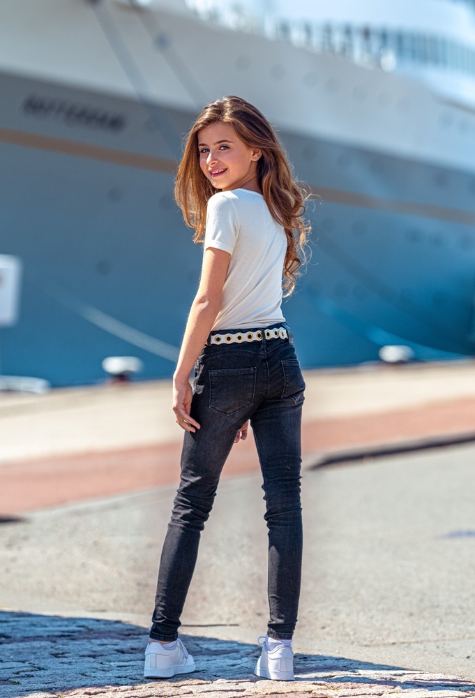 Feloise VdB | Network Model Agency