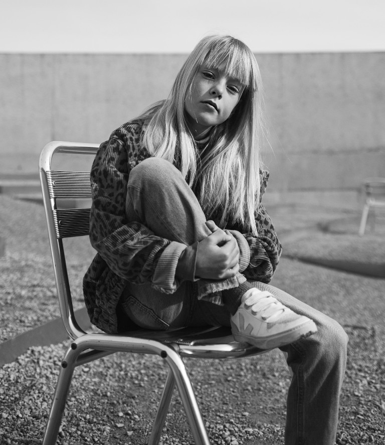 Elise VD | Network Model Agency
