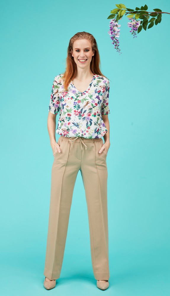 Dana D | Network Model Agency