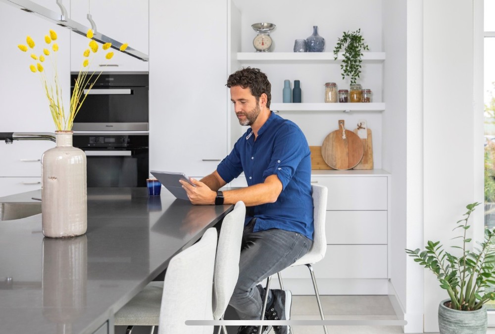 Toby B | Network Model Agency