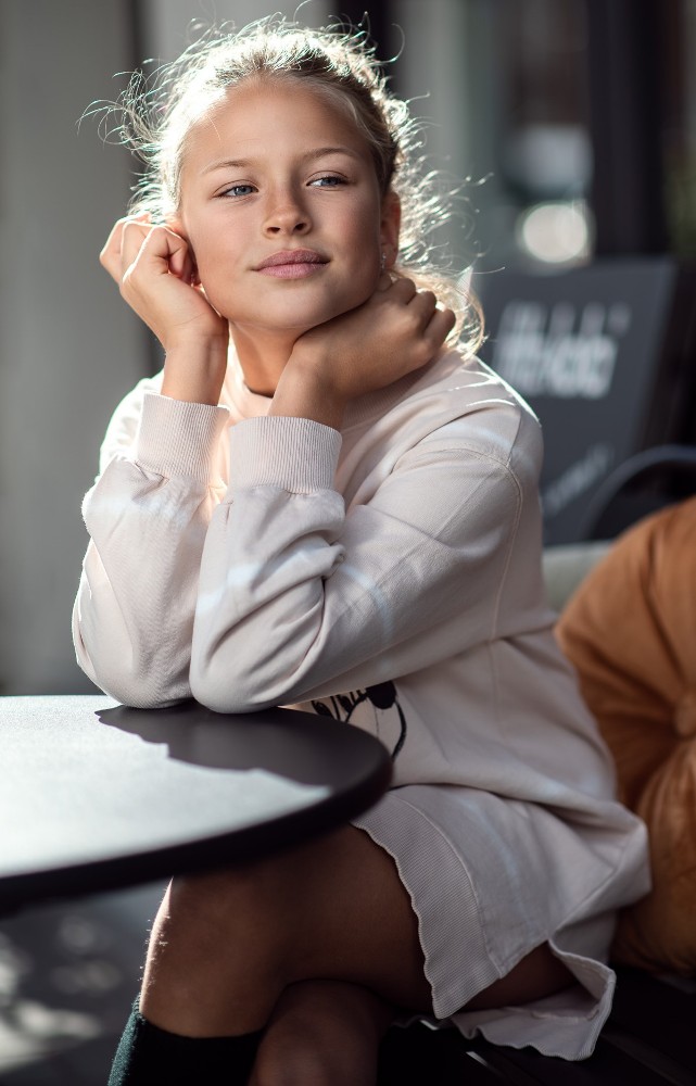 Bo VdV | Network Model Agency