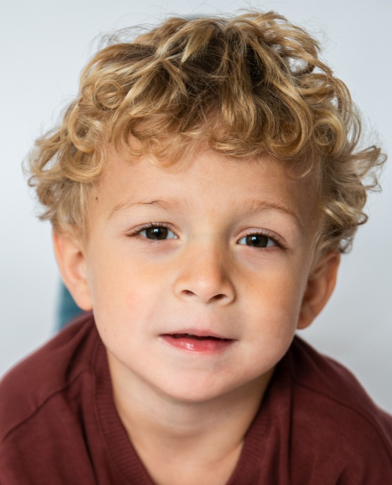 Quinn W | Network Model Agency