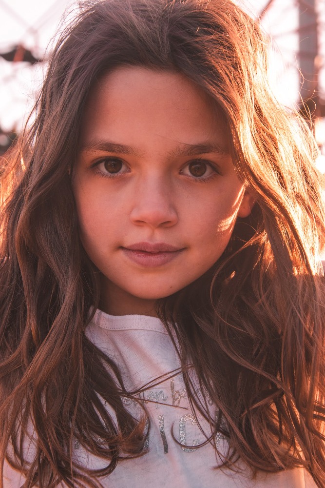 Zana V | Network Model Agency