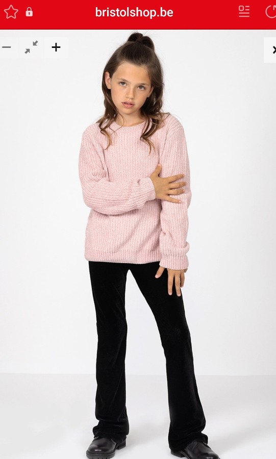 Zana V | Network Model Agency