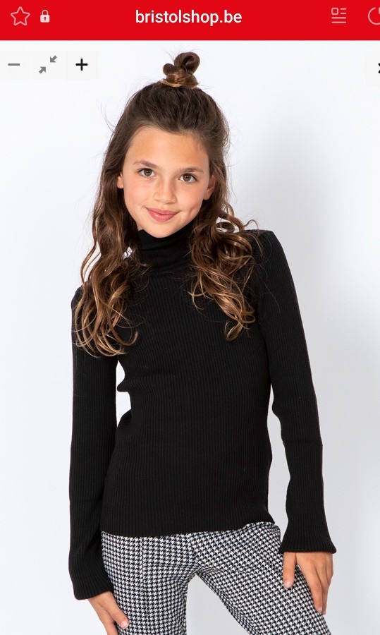 Zana V | Network Model Agency