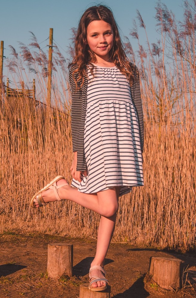 Zana V | Network Model Agency