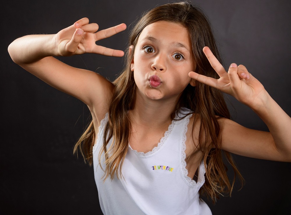 Zana V | Network Model Agency