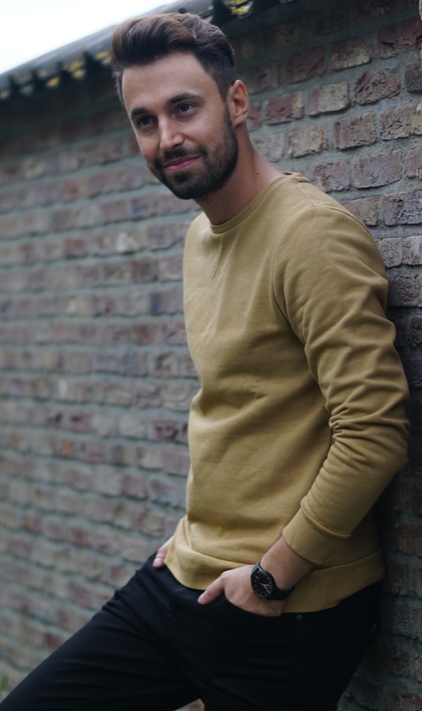 Alessio DL | Network Model Agency