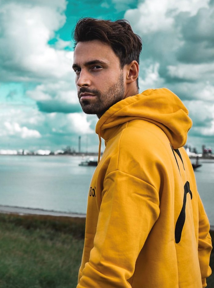 Alessio DL | Network Model Agency