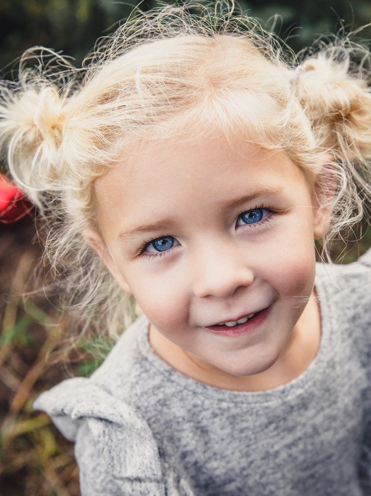 Estée DW | Network Model Agency