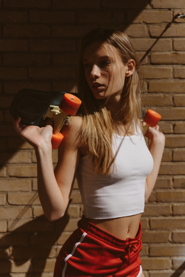 Dirkje J | Network Model Agency