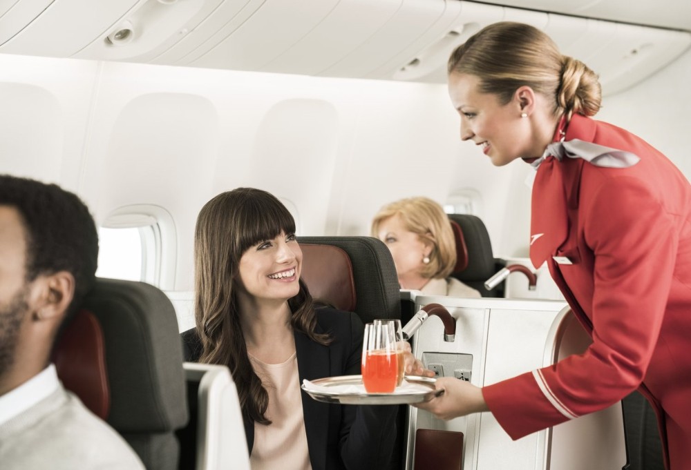 Cora B | Network Model Agency