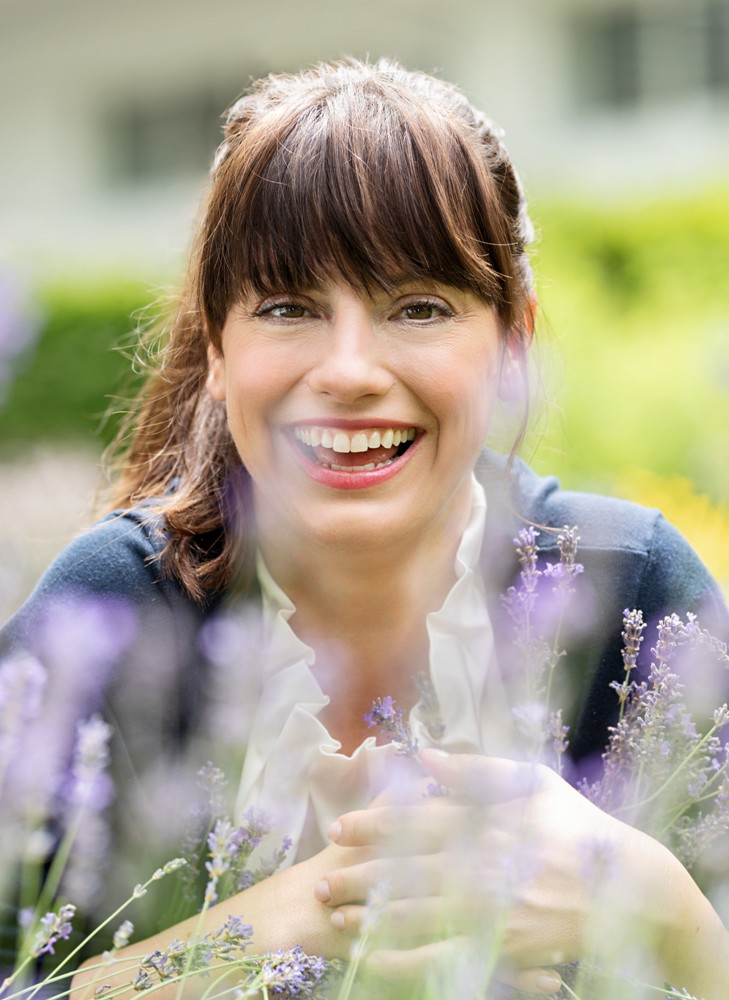 Cora B | Network Model Agency