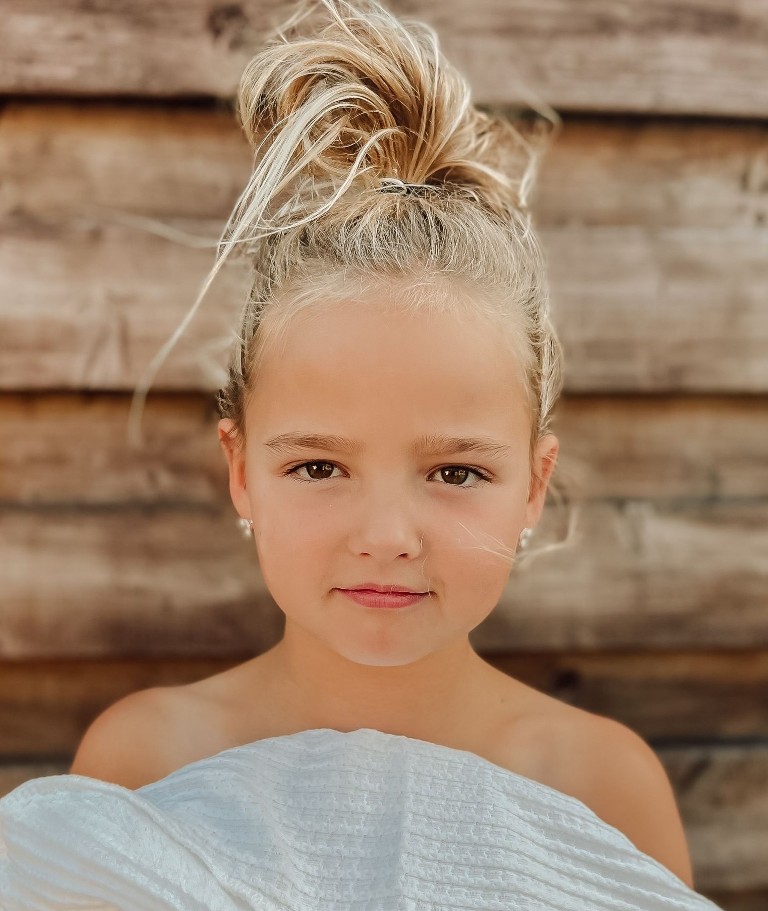 Violette vdB | Network Model Agency