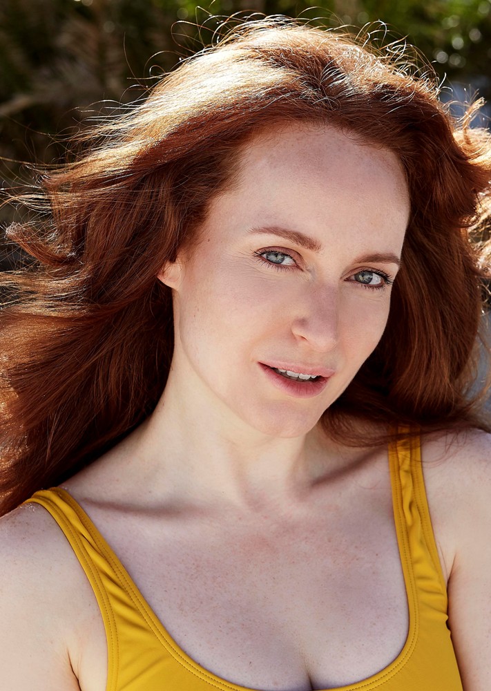 Dian B | Network Model Agency