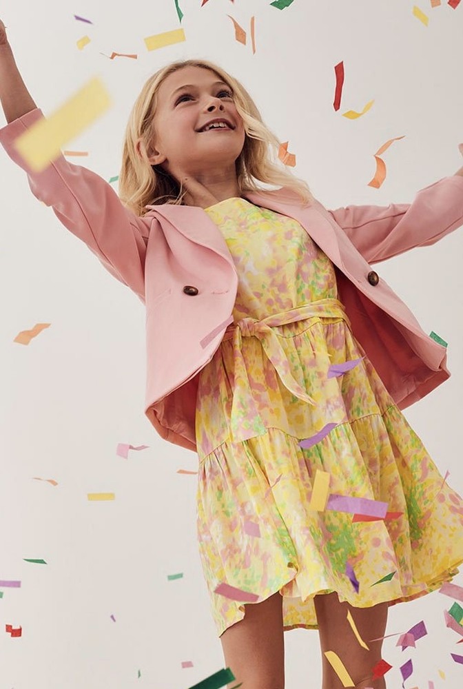 Mona J | Network Model Agency