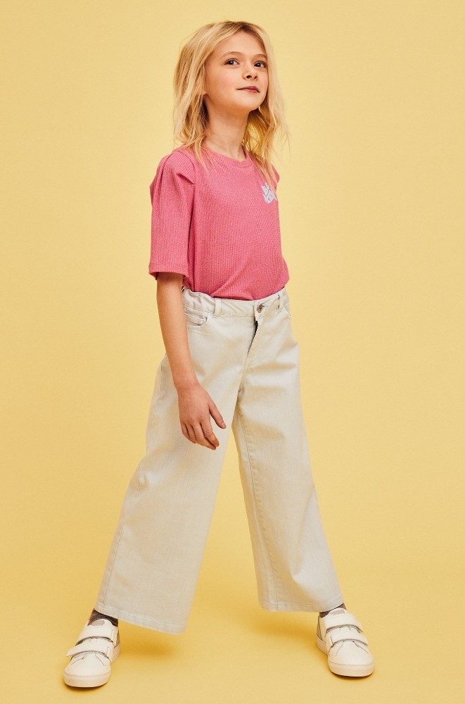 Mona J | Network Model Agency