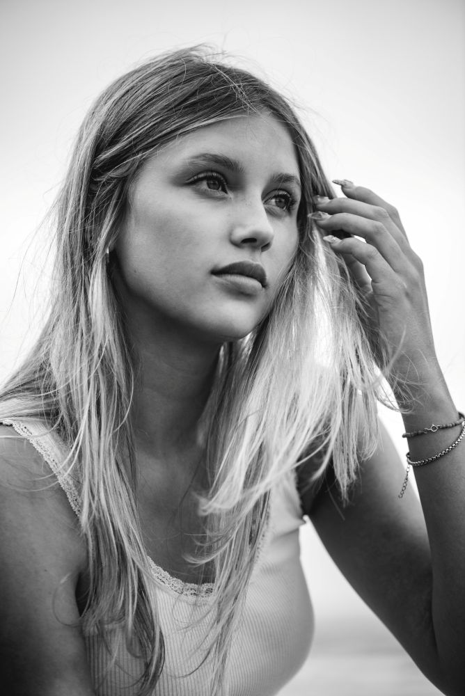Nikki S | Network Model Agency