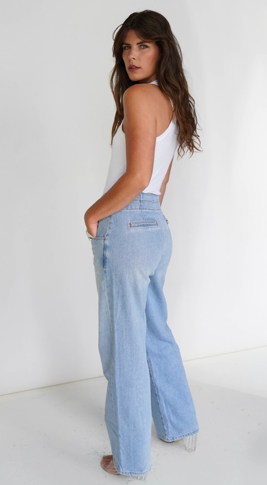 Nikki St | Network Model Agency