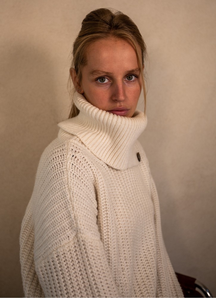 Nina H | Network Model Agency