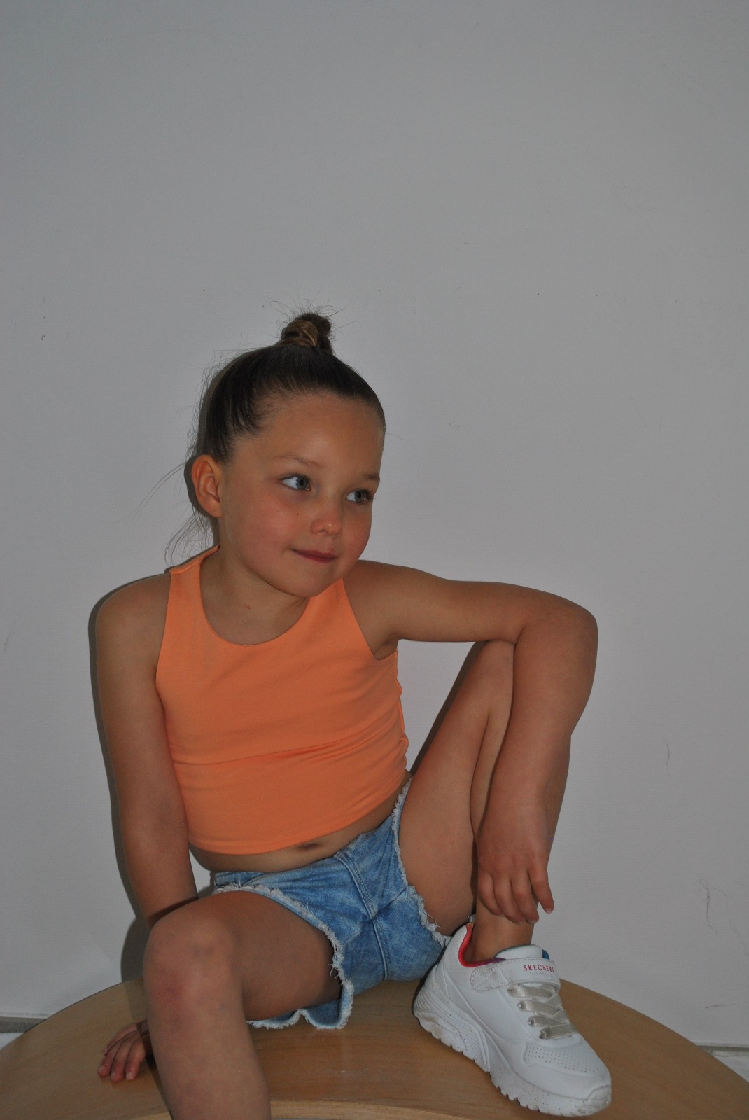 Noa DW | Network Model Agency