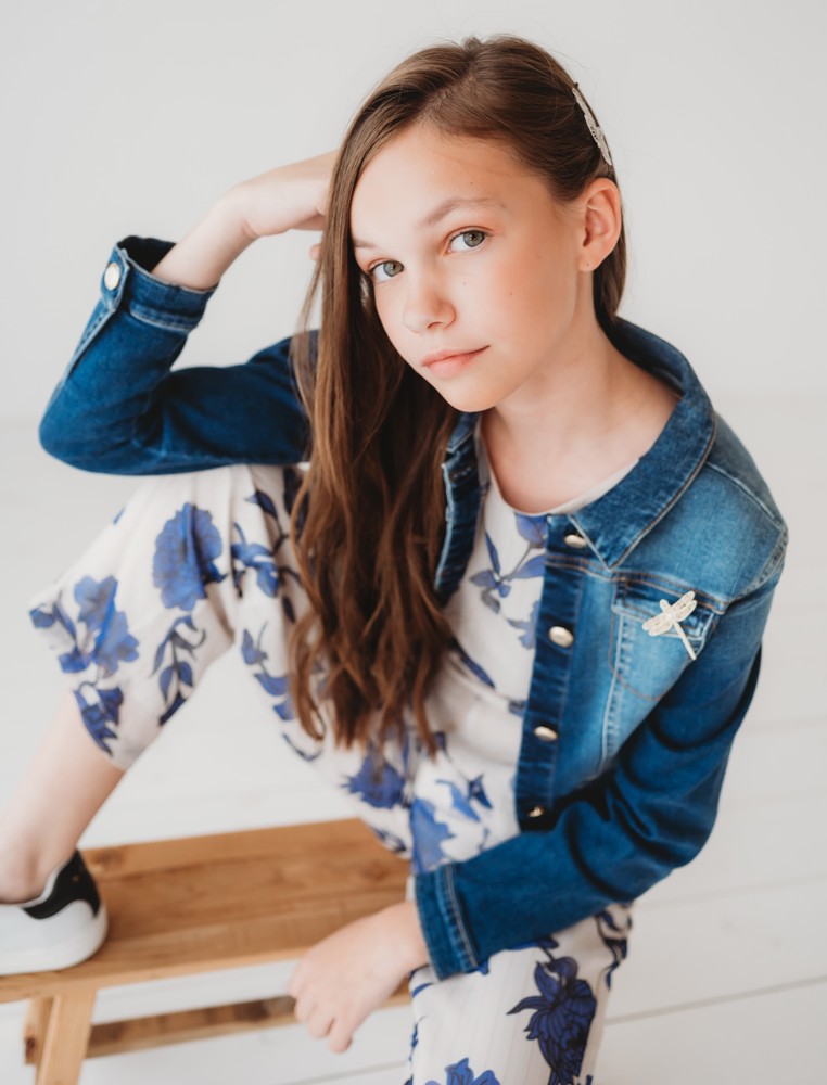 Anna-Lisa T | Network Model Agency