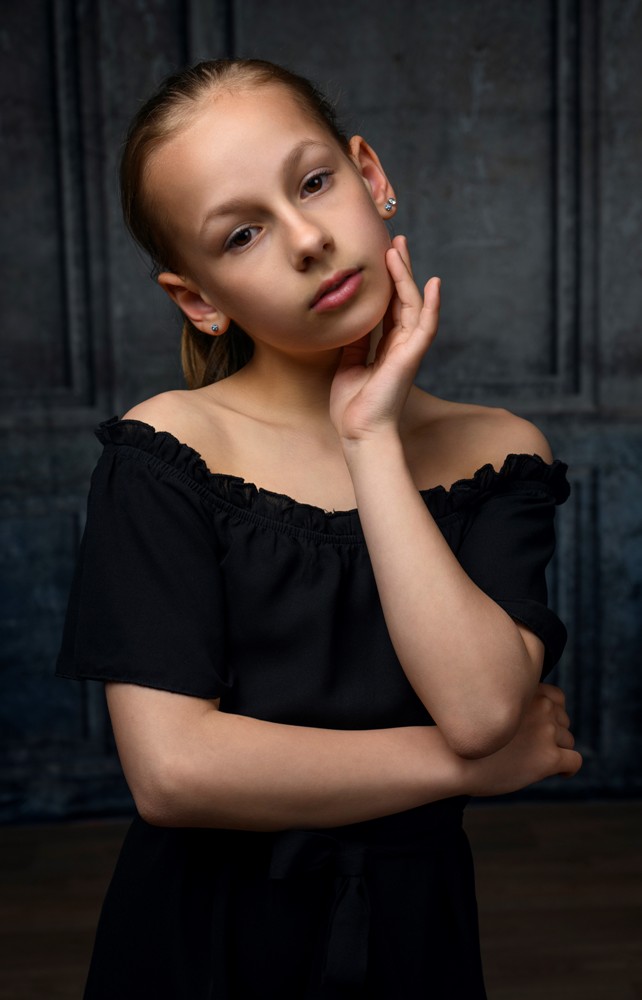 Noor B | Network Model Agency