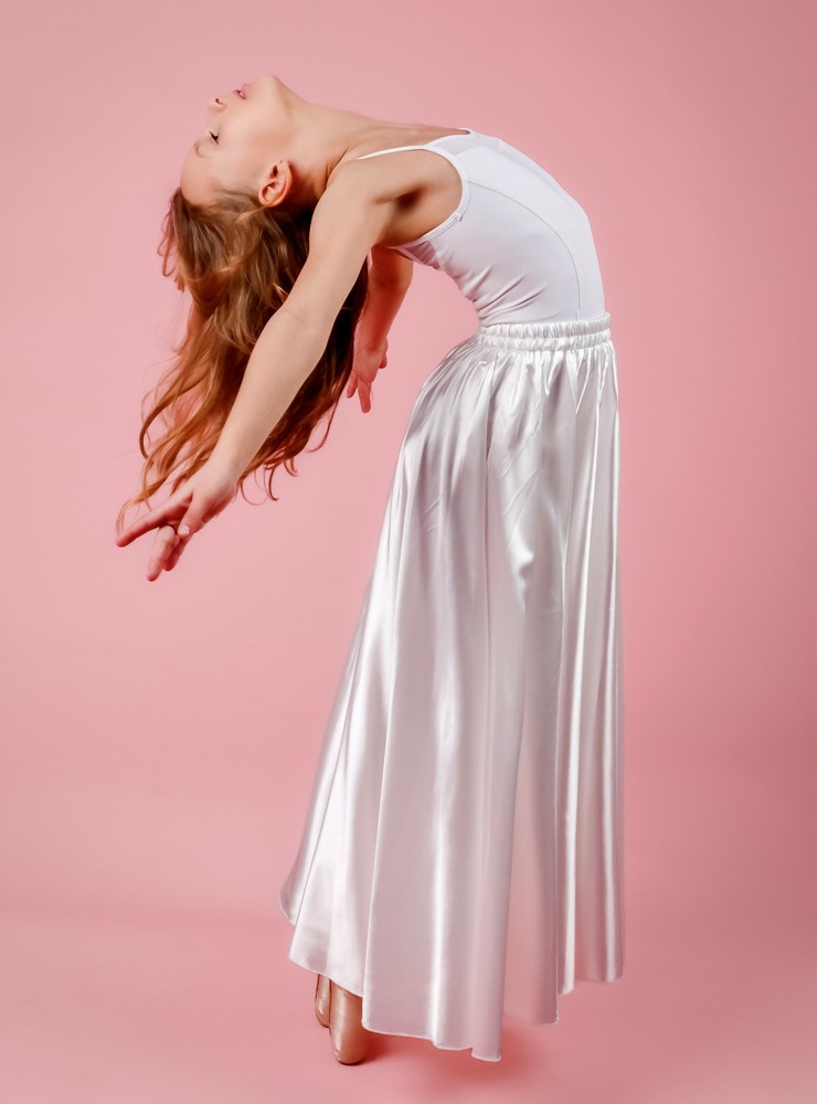 Noor B | Network Model Agency