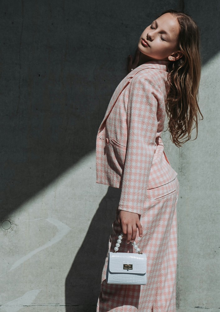 Noor B | Network Model Agency