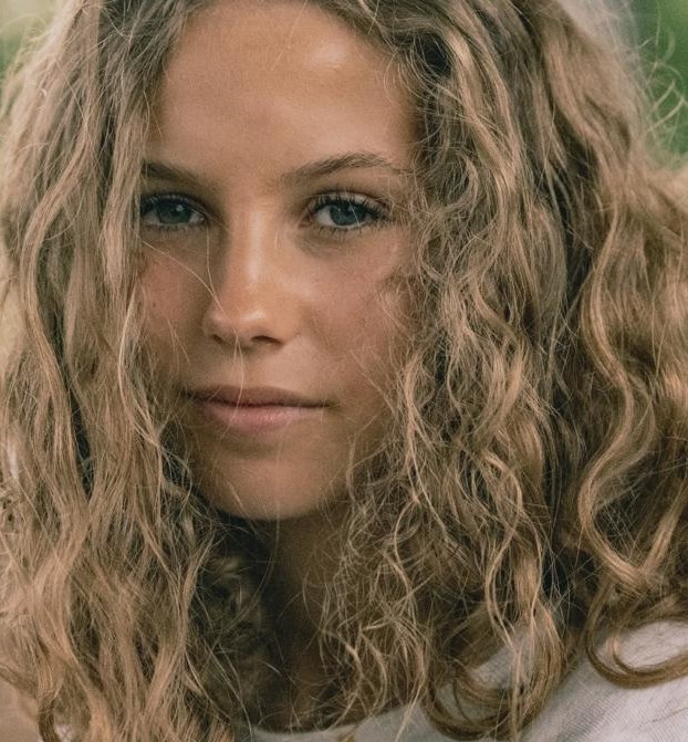 Norah D | Network Model Agency